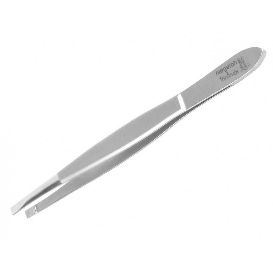 Tweezers